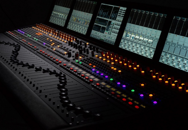 Demo de la consola Solid State Logic C10 HD en Barcelona | Hispasonic