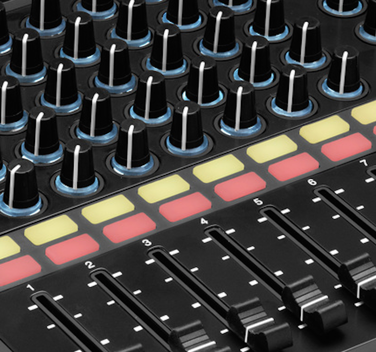 Livid Instruments DS1, un mezclador MIDI que apuesta por la robustez ...