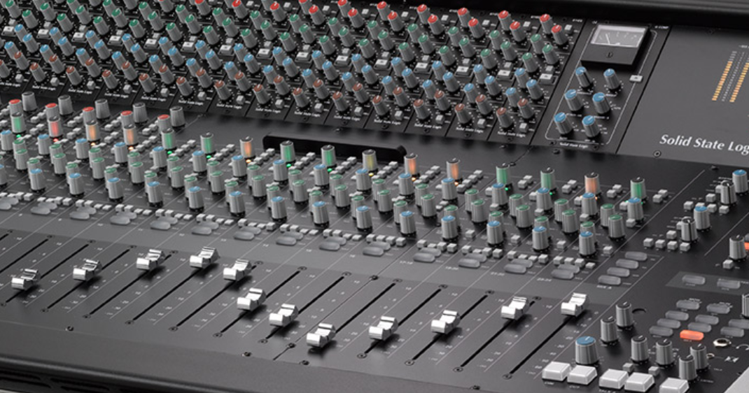 Nueva mesa analógica XL-Desk de SSL | Hispasonic