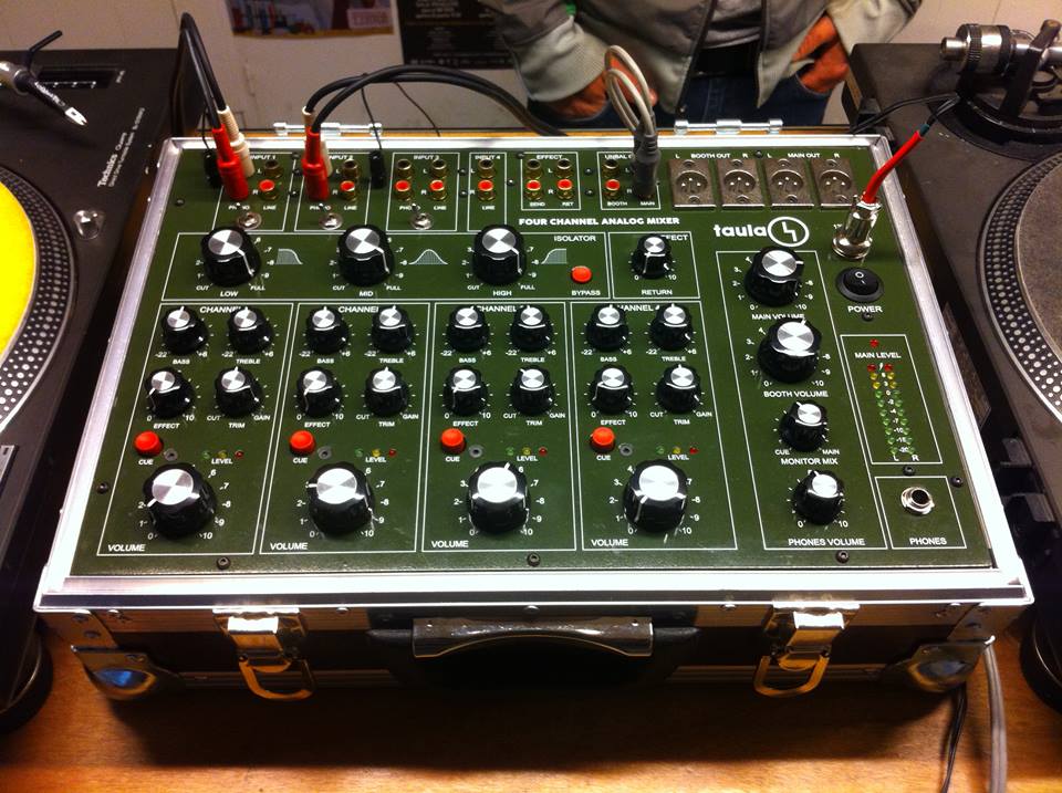 Taula 4 Flight Case, mixer rotary de boutique | Hispasonic