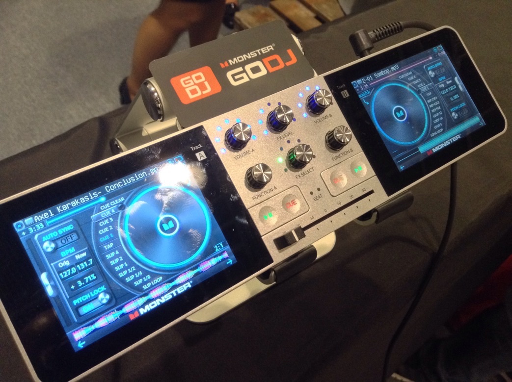 GoDJ, una curiosidad portable para DJs | Hispasonic