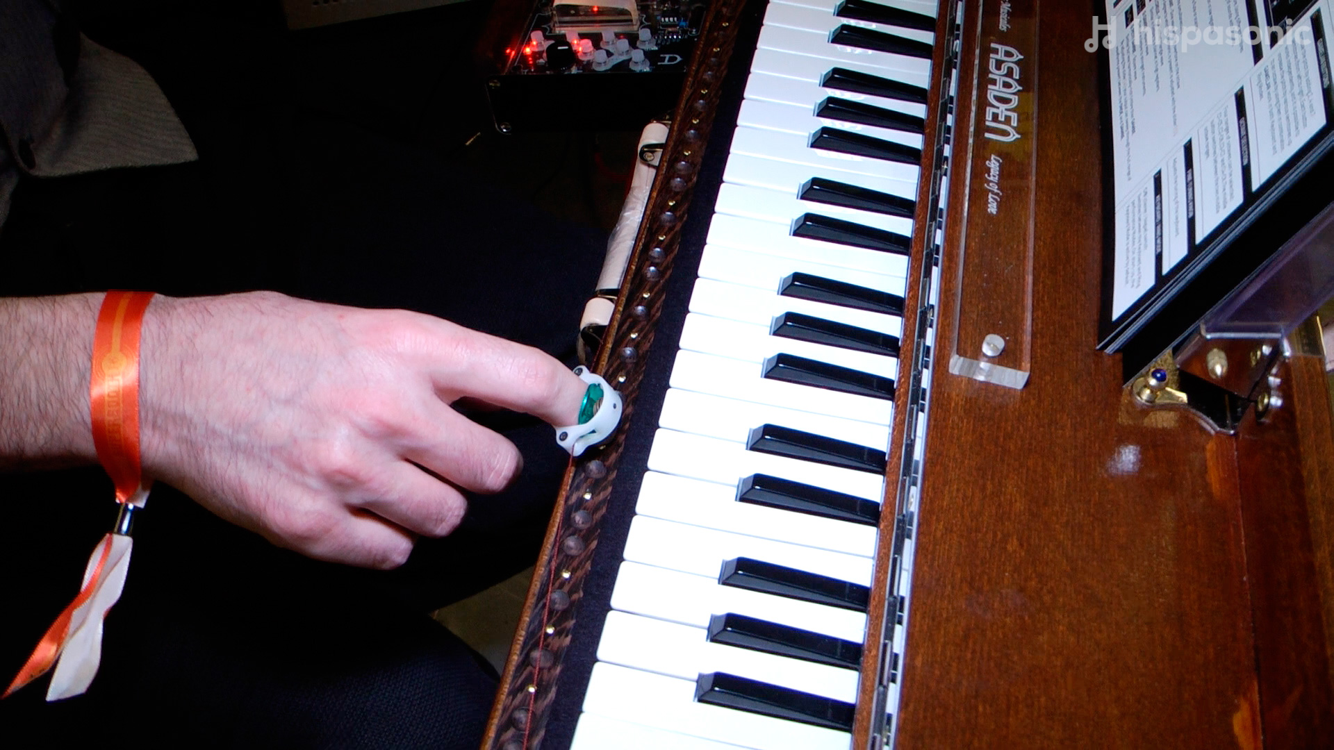 Ondomo recrea el Ondes Martenot, pionero instrumento electrónico ...