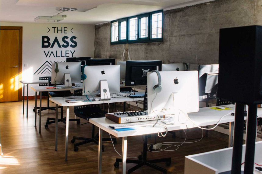 The Bass Valley presenta su oferta formativa para 2019 | Hispasonic