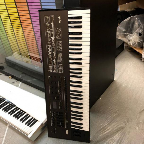 Korg Opsix reinventa y extiende el Yamaha DX7 | Hispasonic