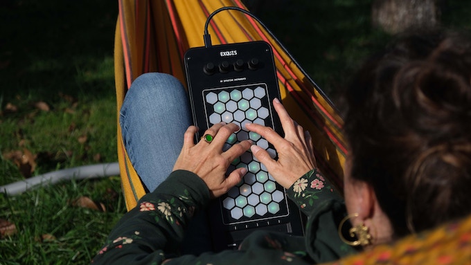 Intuitive Instruments Exquis, un controlador MPE y CV con una moderna ...