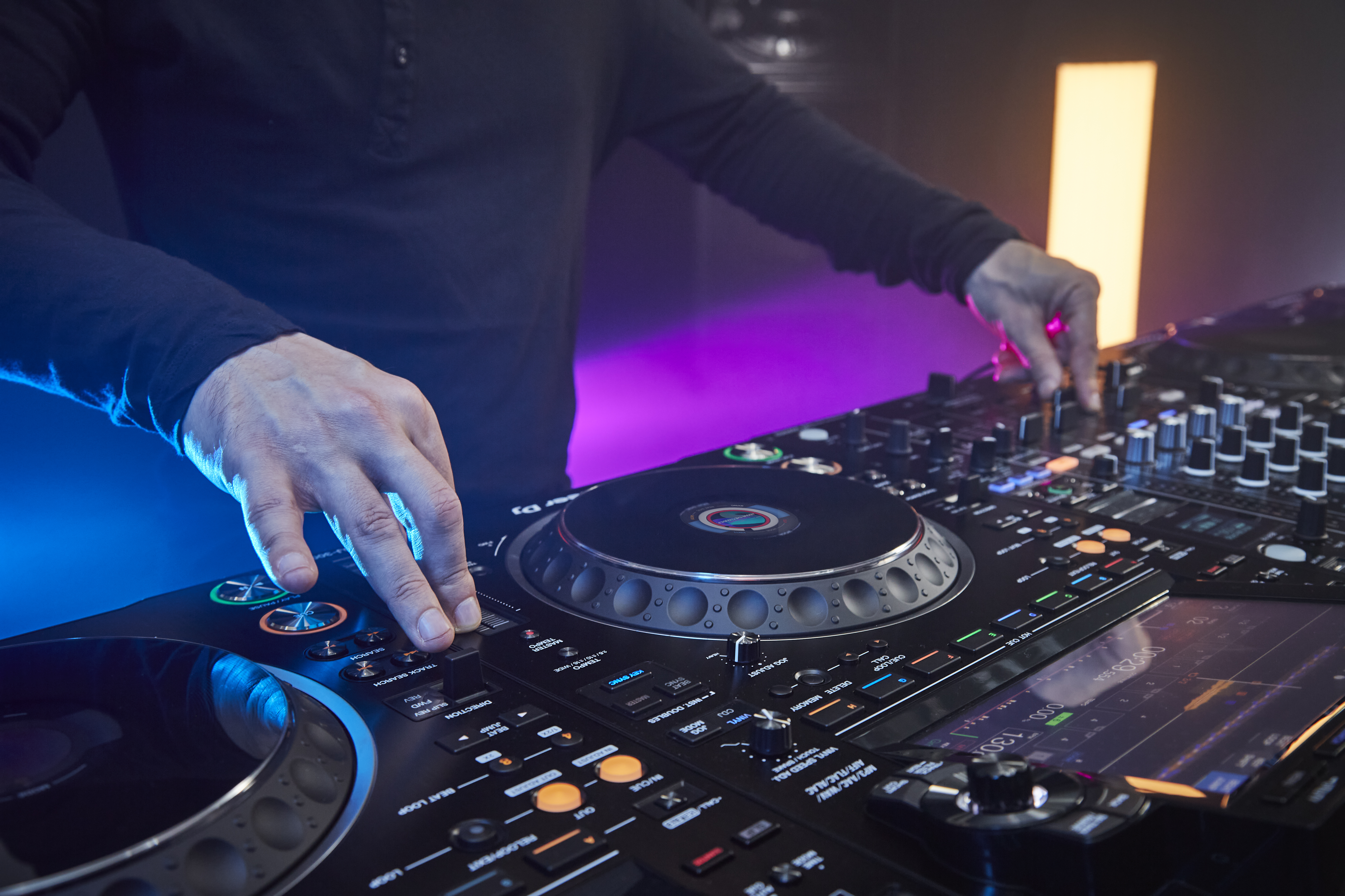 Pioneer DJ recomienda actualizar el firmware del Pioneer CDJ-3000 ...