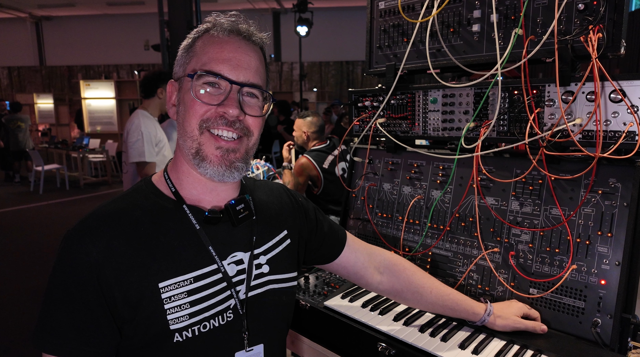 Antonus, por fin completo: la réplica del ARP 2600 cierra el círculo ...