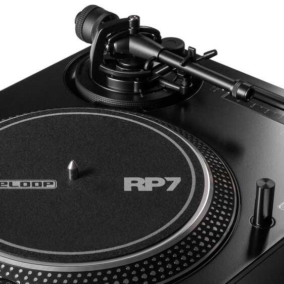 Reloop RP-7, giradiscos diseñado para vinilos de 7 pulgadas | Hispasonic